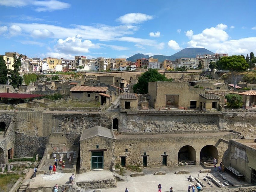 Herculano, Italia - Entre el mar y las cenizas del Vesubio